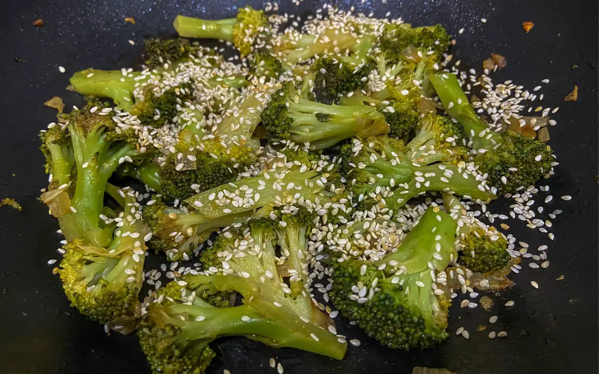 Broccoli Stir Fry With Sesame And Olive Oil Recipe